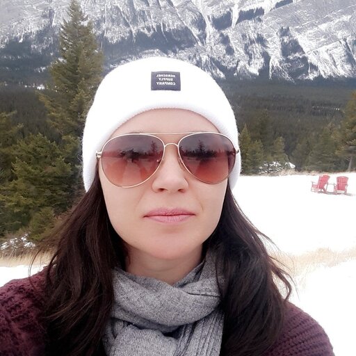 Alexandra Larouche te parle de son parcours — Academos