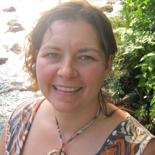 Cynthia Perreault (Elle) — Academos