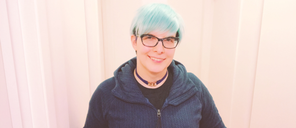 Alex Zandra, game designer, auteure et chroniqueuse — Academos Alex Zandra, game designer, auteure et chroniqueuse — Academos